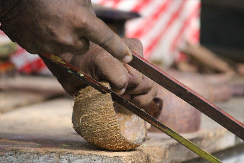 D'source Making Process | Coconut Shell Craft - Alleppey, Kerala | D ...