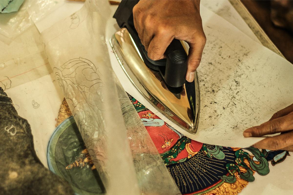 D'source Making Process | Silk Applique Thangka - Himachal Pradesh | D ...